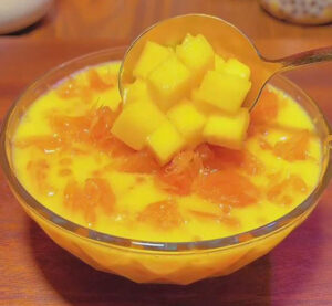 Sweet And Refreshing Mango Pomelo Sago Dessert 楊枝甘露 - Kitchen (Mis ...