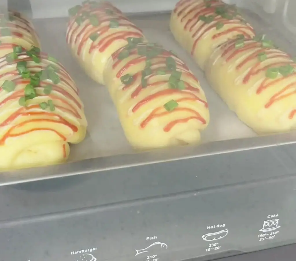 Fluffy Pork Floss Bun Recipe - Kitchen (Mis)Adventures