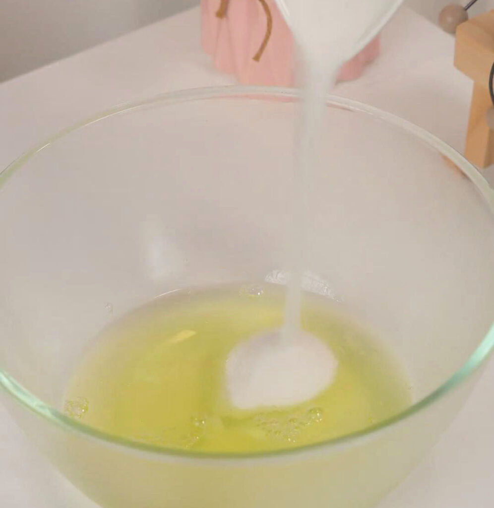 Spongy Baked Chinese Cupcakes Recipe - Kitchen (Mis)Adventures