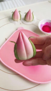 Chinese Longevity Peach Buns (Steamed Shoutao Bao) - Kitchen (Mis ...