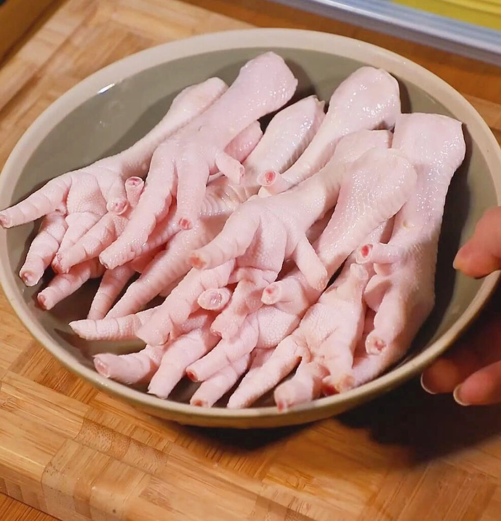 How To Make Chicken Feet Soup - Kitchen (Mis)Adventures