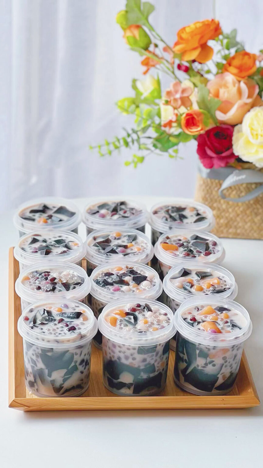 Grass Jelly Recipe (Dessert With Drink) - Kitchen (Mis)Adventures