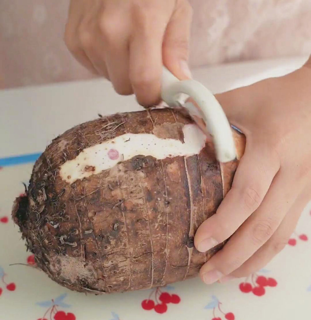 Taro Mochi Recipe With Taro Filling - Kitchen (Mis)Adventures