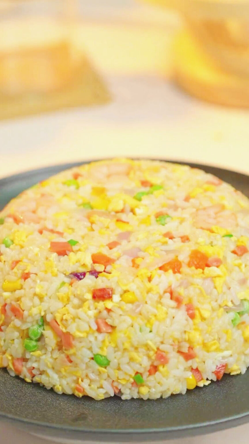 Yang Chow Fried Rice (Yangzhou Fried Rice 扬州炒饭) - Kitchen (Mis)Adventures