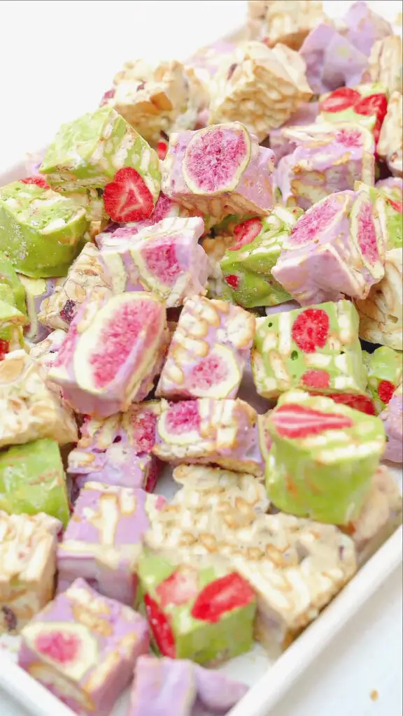 Crunchy And Sweet Snowflake Crisps Recipe - Kitchen (Mis)Adventures