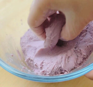 Taro Snow Skin Mooncake With Cheese - Kitchen (Mis)Adventures