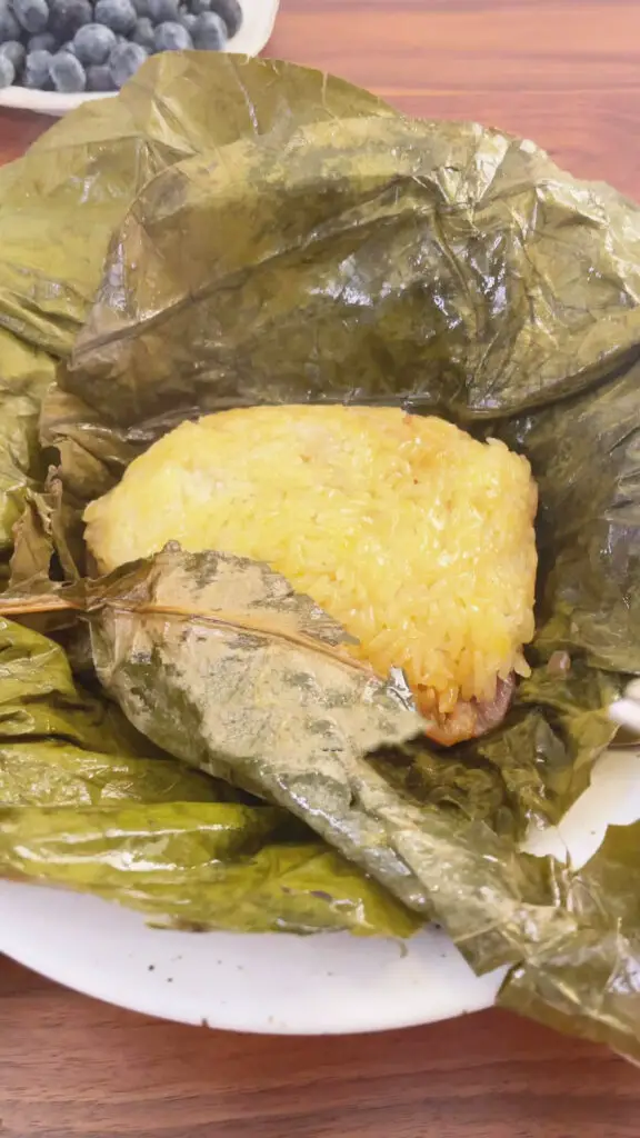 Lo Mai Gai Recipe (Lotus Leaf Sticky Rice Chicken) - Kitchen (Mis ...