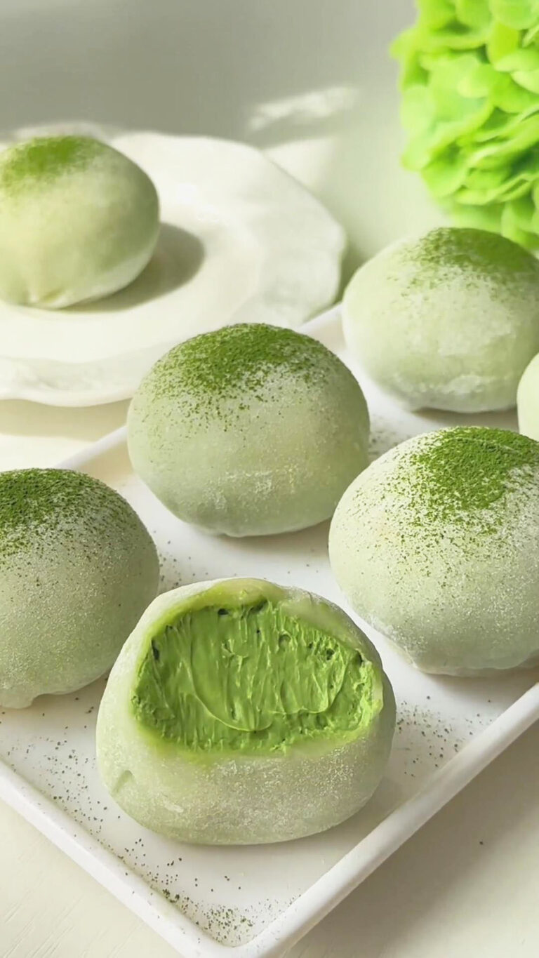Matcha Mochi Recipe (Green Tea Cheese Ice Cream Filling) - Kitchen (Mis ...