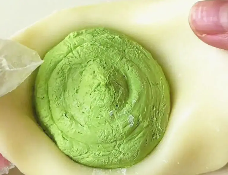 Matcha Mochi Recipe (Green Tea Cheese Ice Cream Filling) - Kitchen (Mis ...