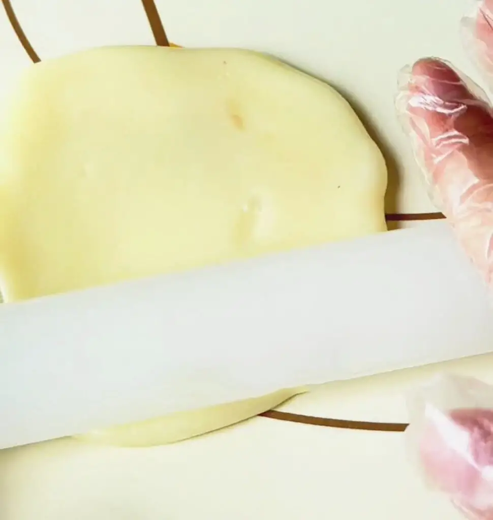 Matcha Mochi Recipe (Green Tea Cheese Ice Cream Filling) - Kitchen (Mis ...