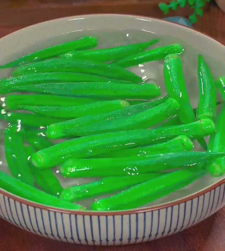 Boiled Okra With Spicy Savory Sauce - Kitchen (Mis)Adventures