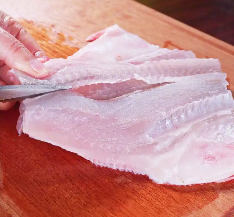 Steamed Fish Recipe (Easy Chinese-Style) - Kitchen (Mis)Adventures