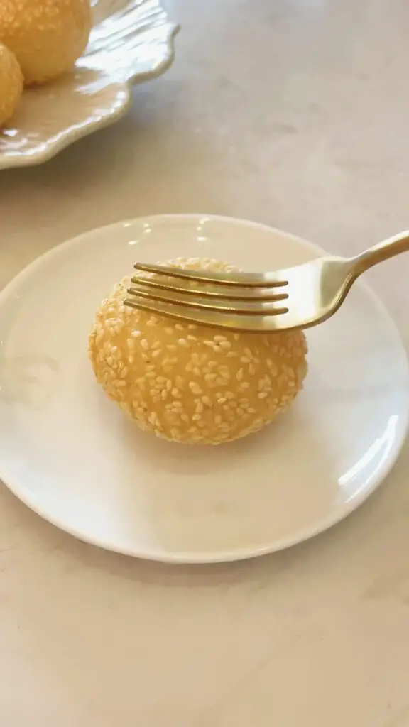 Sesame Balls Recipe (Authentic Deep-Fried Jiandui) - Kitchen (Mis ...
