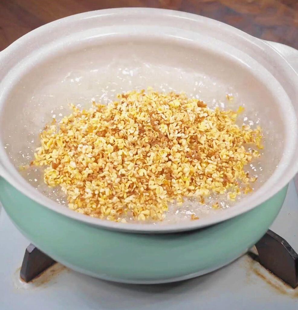 How To Make Osmanthus Syrup (5 Easy Steps) - Kitchen (Mis)Adventures