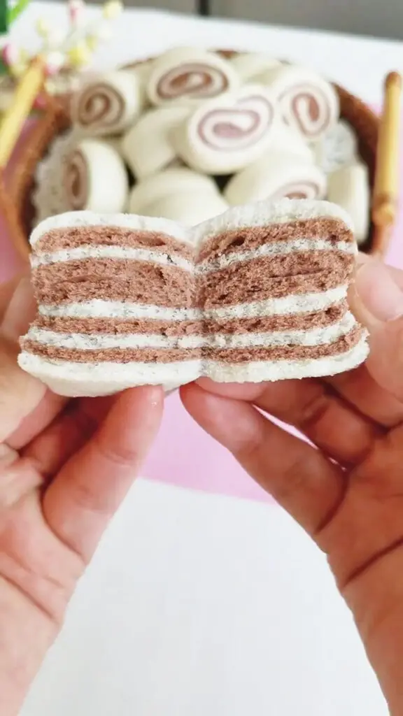 Easy Chocolate Spiral Mantou Recipe - Kitchen (Mis)Adventures
