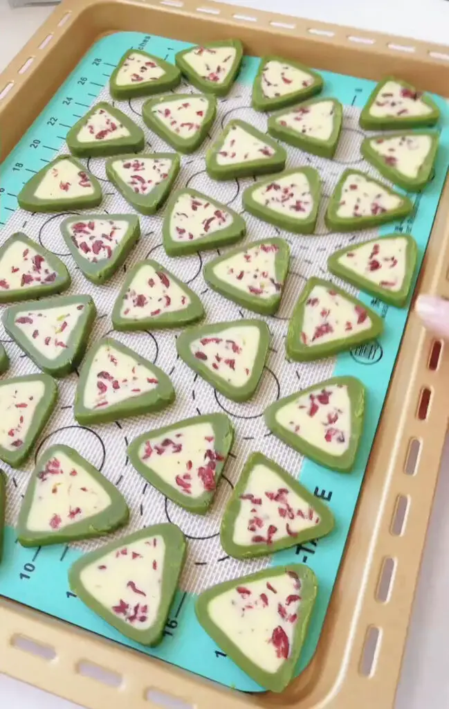 Matcha Cookies With Cranberries - Kitchen (Mis)Adventures