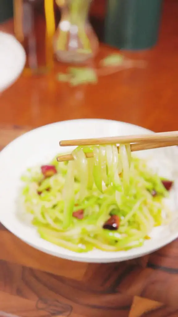 Stir Fry Chayote (Garlicky And Spicy!) - Kitchen (Mis)Adventures