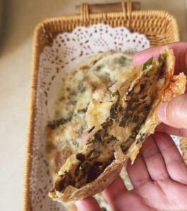 Homemade Guo Kui (Crispy Stuffed Flatbread) - Kitchen (Mis)Adventures