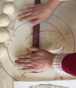 Homemade Guo Kui (Crispy Stuffed Flatbread) - Kitchen (Mis)Adventures